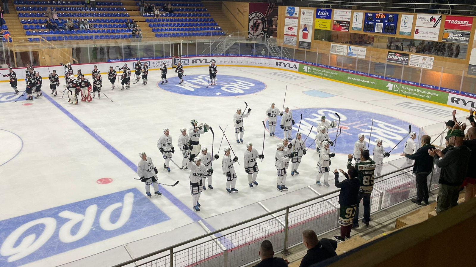 Tolle Teamleistung im ersten Test - News - EHCO